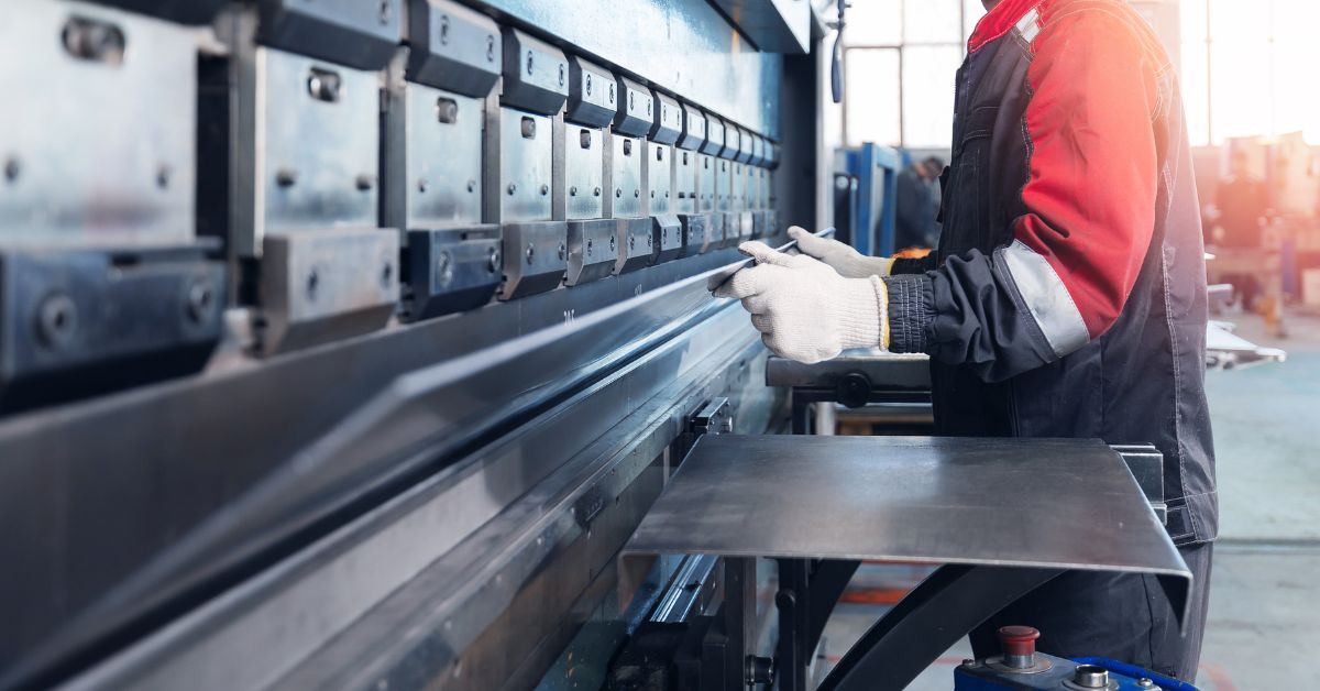 How Does the Process of Sheet Metal Bending Work?